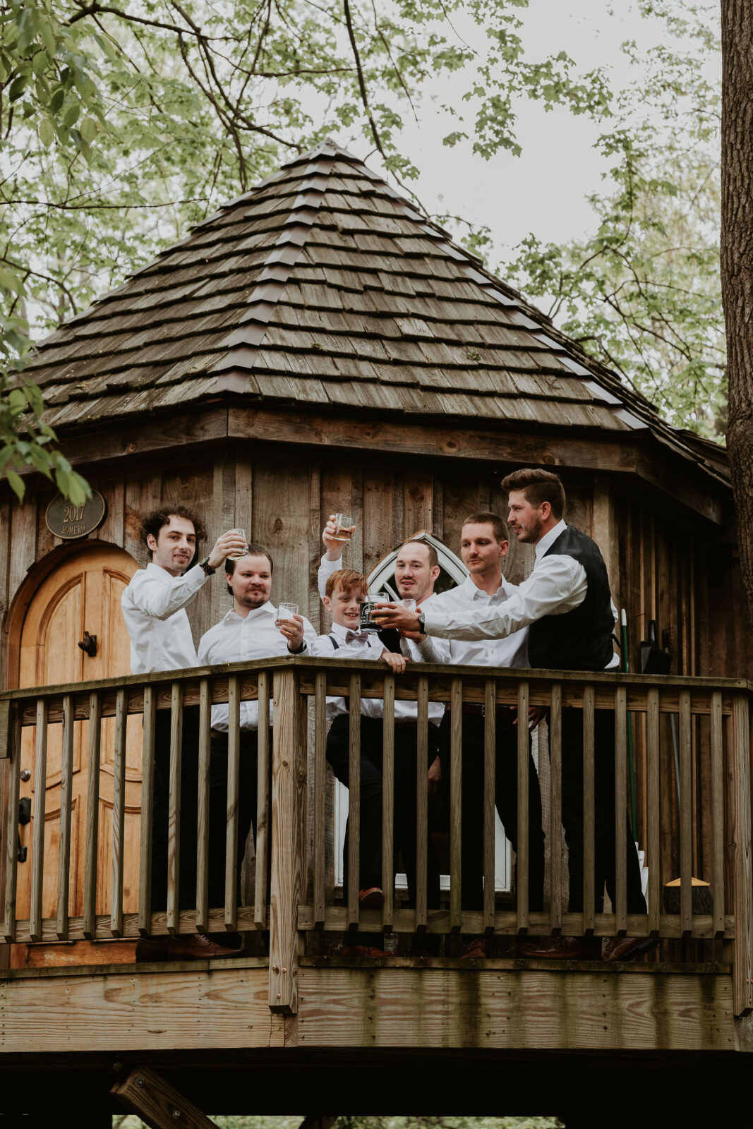 The Mohicans Treehouse Wedding – Kendra + Dean - equilibriumphotos.com